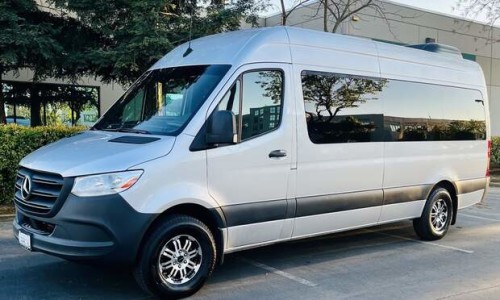 Mercedes-Benz Sprinter 15 Passenger Silver